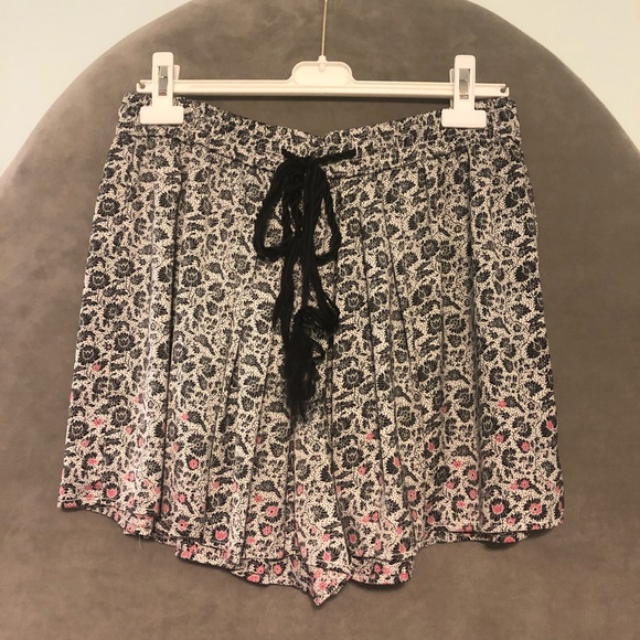 GAP | Shorts | Gap Skort | Poshmark